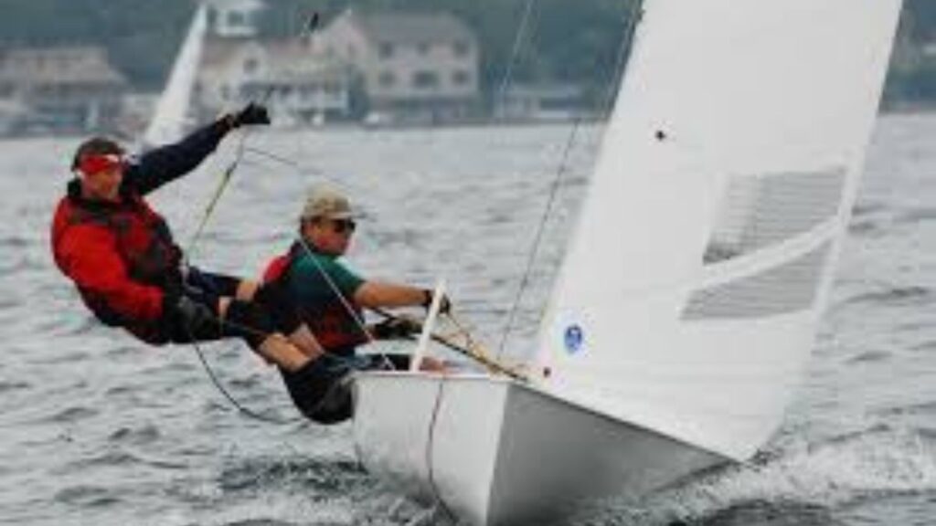 GuidingCross: Wear Your Faith, Spark Conversations